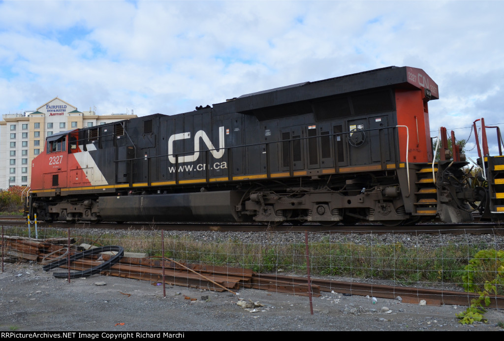 CN 2327